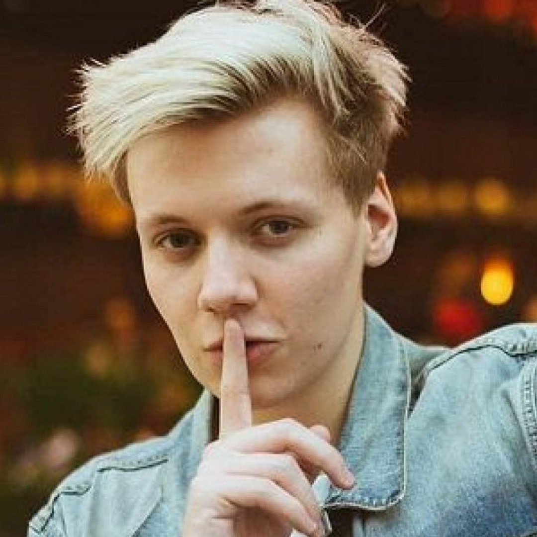 Stream Pyrocynical French Girl Interview! by KEEM & MIA | Listen online ...