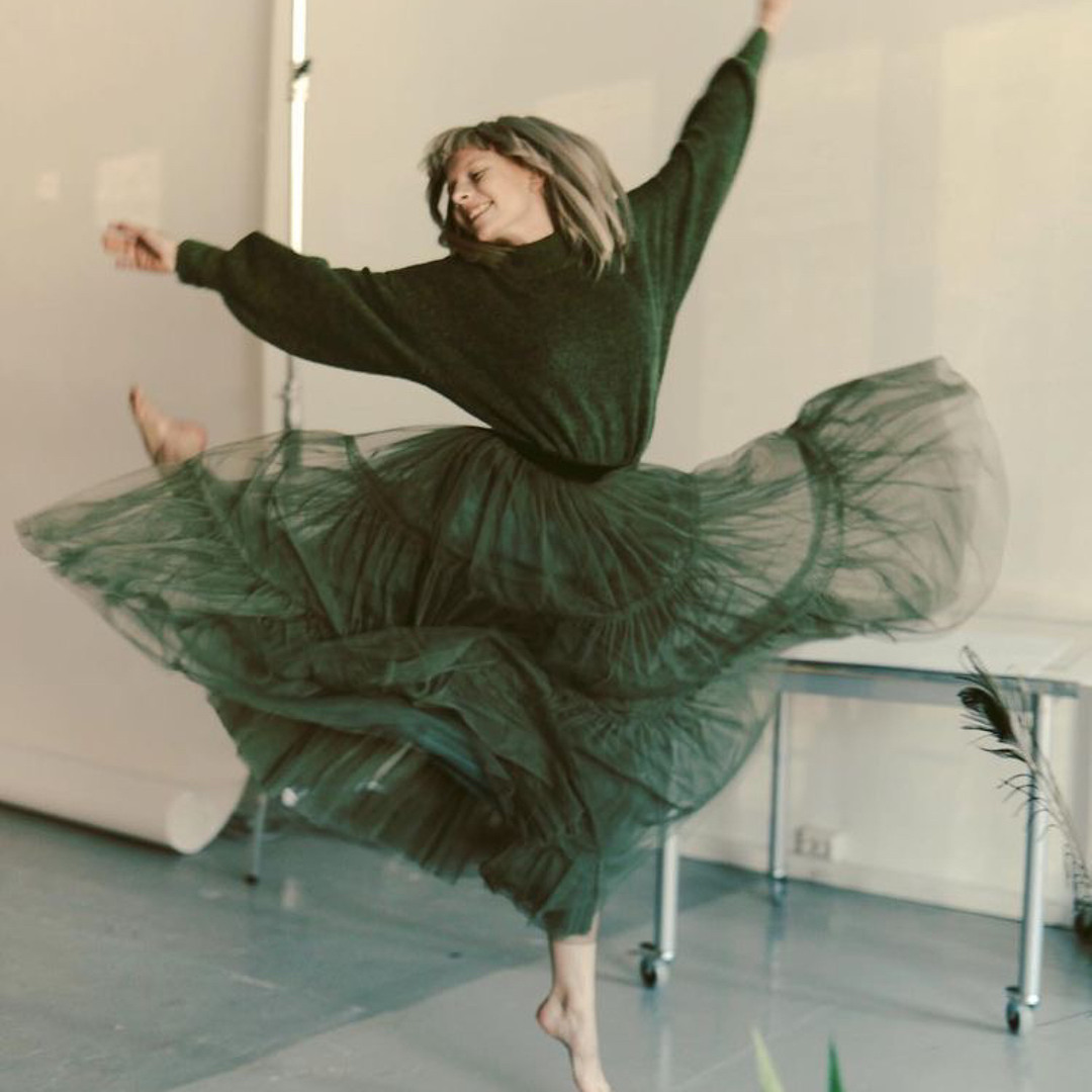 Stream Aurora - Runaway (Instrumental + back vocals) by Senw.yo ...