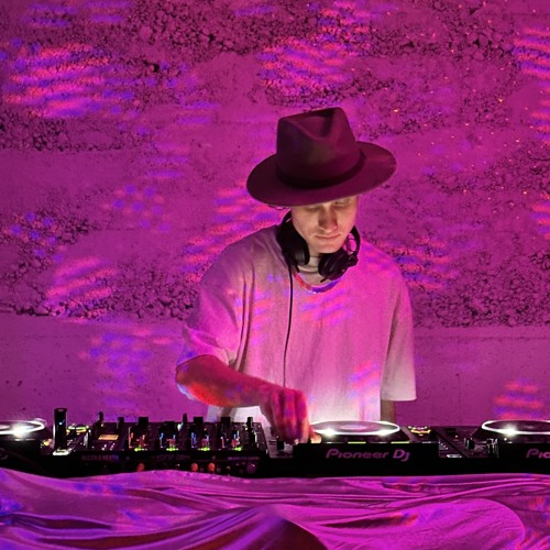 Stream Erozion - 2/25 Diffusion Set by Erozion | Listen online for free ...