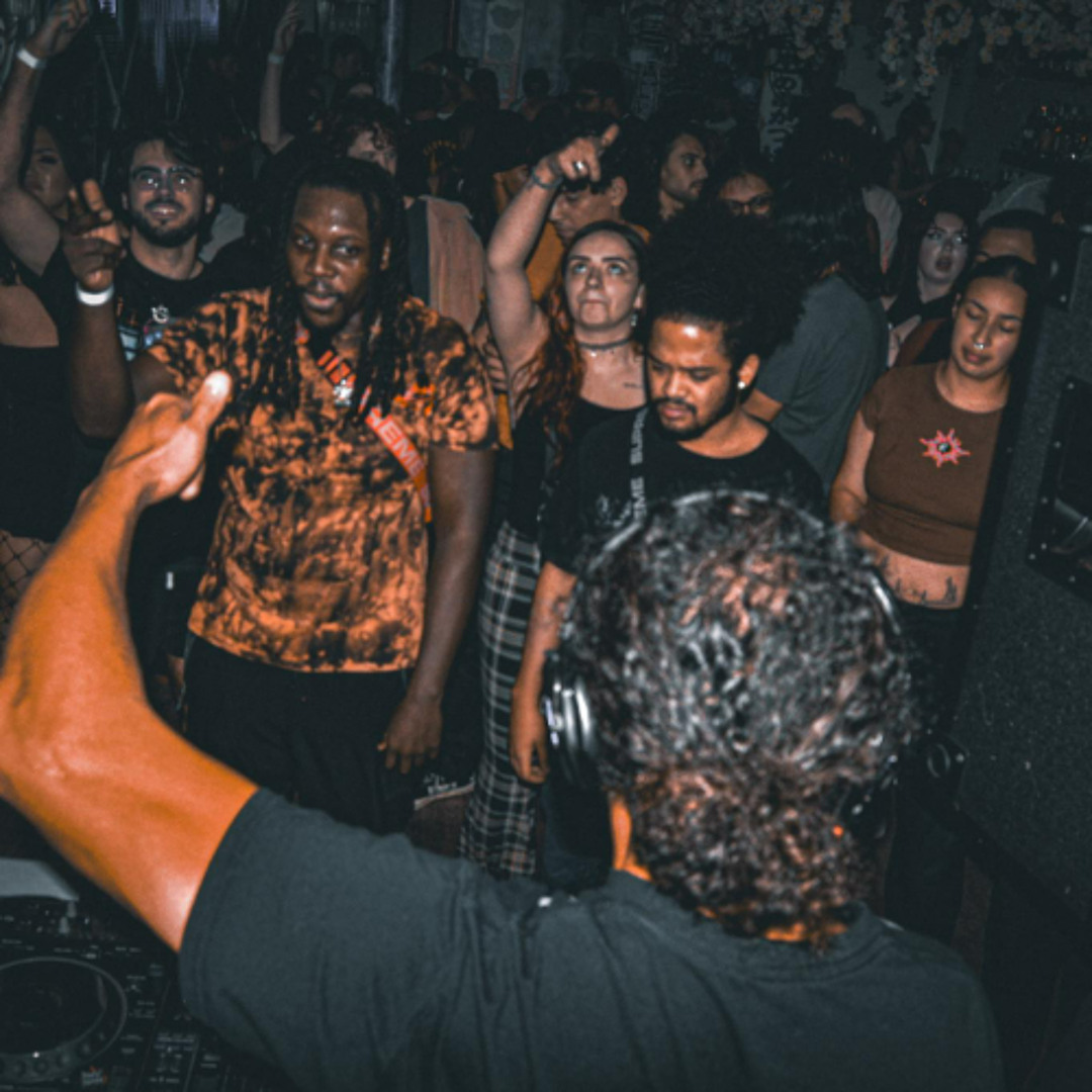 Stream BTCHAZZ - ICE KING (CARVR SPESH!) by CARVR | Listen online for ...