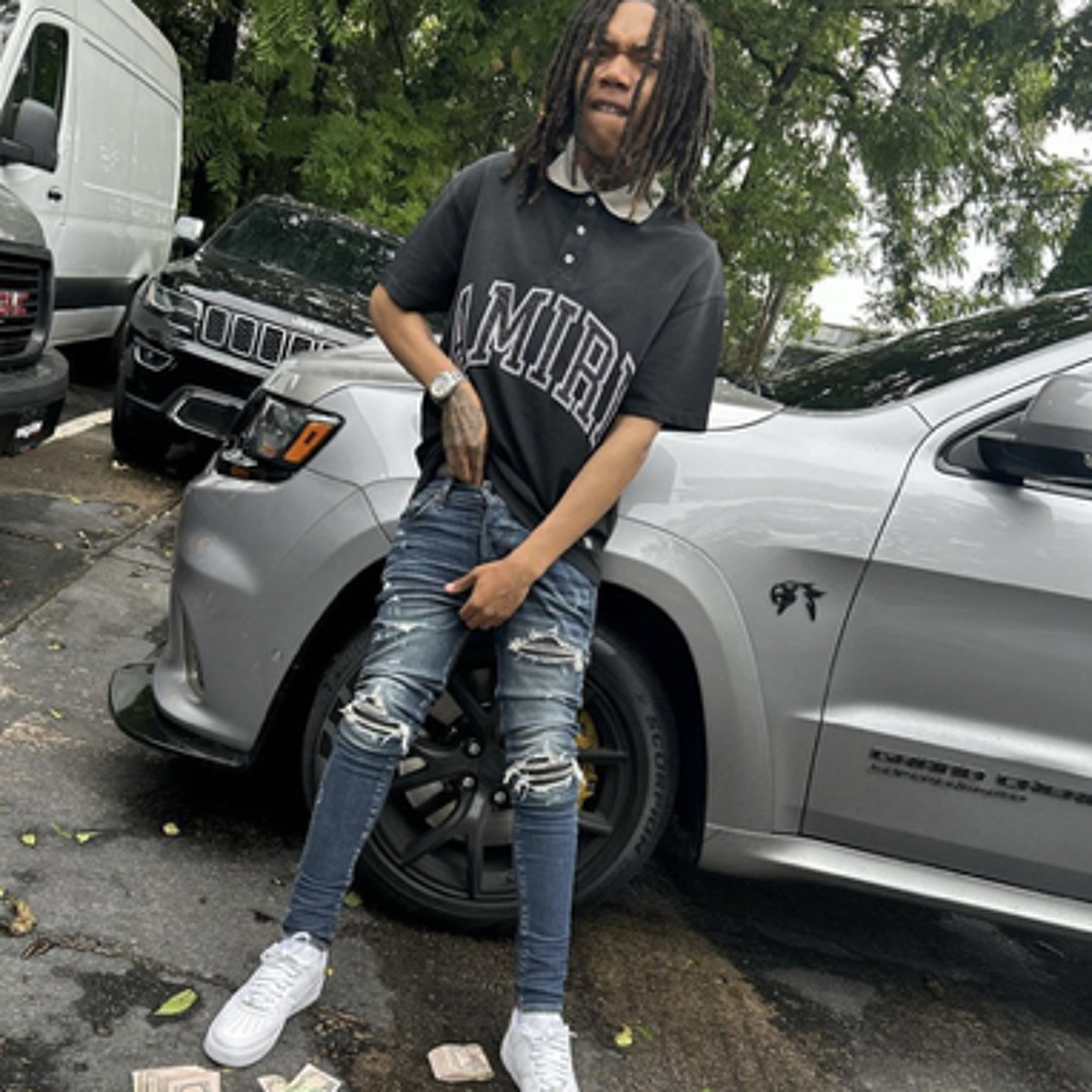 Listen to Chuckyy - Creeping (Unreleased).mp3 by skipostclips in ...