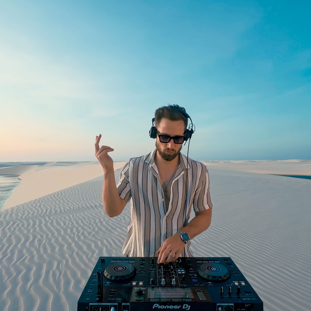 Stream Melodic House Dune Mix (Bonobo, Tinlicker, Phikey, Eli & Fur) by ...