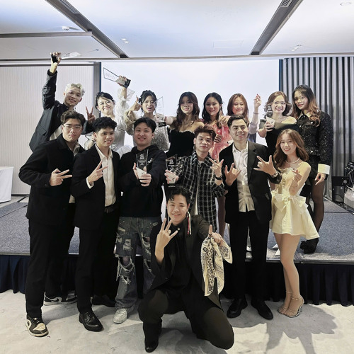 Stream MEDIA VUA DEN LED mixed by vccteddy by _desthewrld | Listen ...