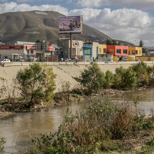 Stream La Cuenca Del Rio Tijuana by María José Crespo | Listen online ...