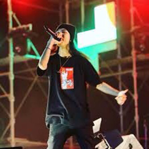 Stream Lil’ Z - ဆွဲကြိုး by 90s Music MM | Listen online for free on ...