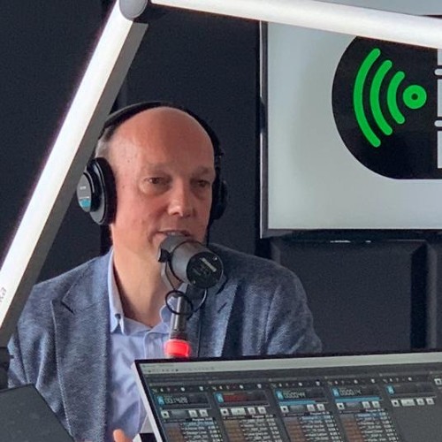 Stream episode Dr. Peter Kievit (HartKliniek) - Let's Talk Business 12 ...