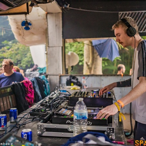 Stream Space Safari 2021 by DJ KeeT | Listen online for free on SoundCloud