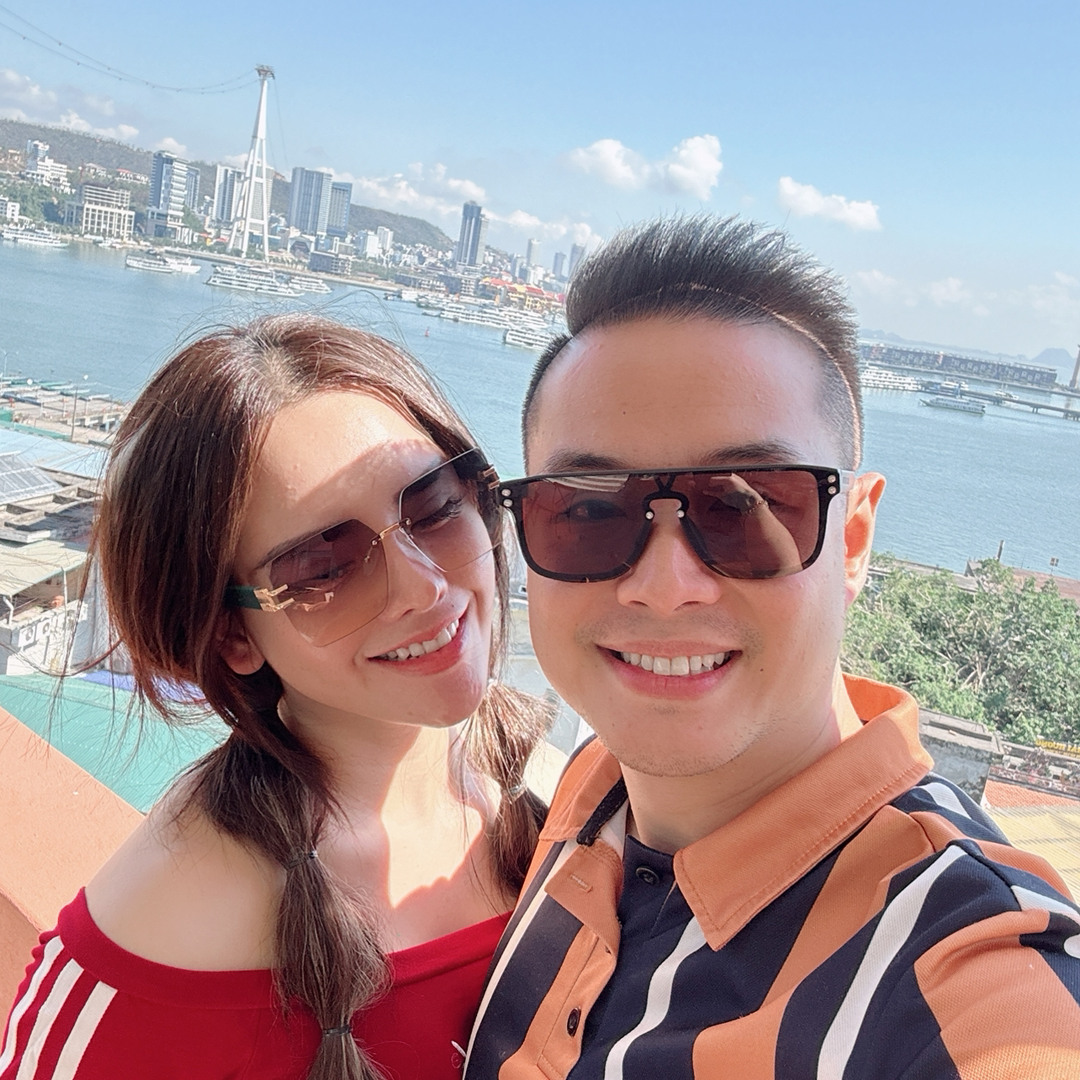 Stream VICKY VU 2K5 FULL VERSION.wav by Tuấn Anh Vũ | Listen online for ...