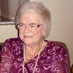 Deb Davie's Instagram, Twitter & Facebook on IDCrawl