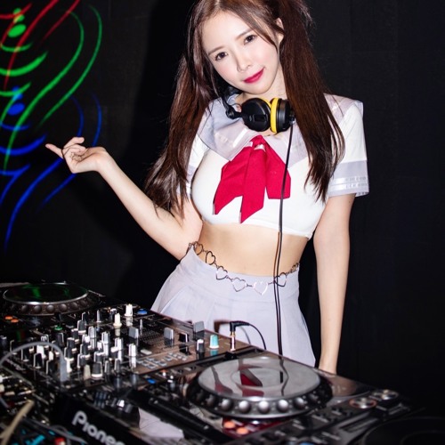 Stream DJ AMBER NA EDM REMIX by DJ AMBER NA | Listen online for free on SoundCloud