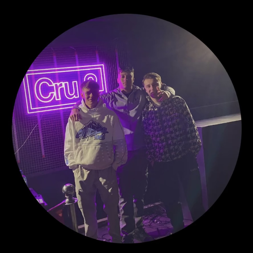 Stream Denon Reed - used to me crying by Cru2 | Listen online for free ...