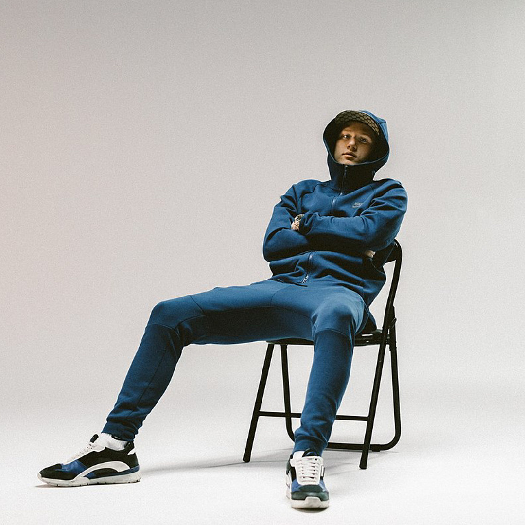 Stream einár - drip 2 hard slowed by Mellwest | Listen online for free ...