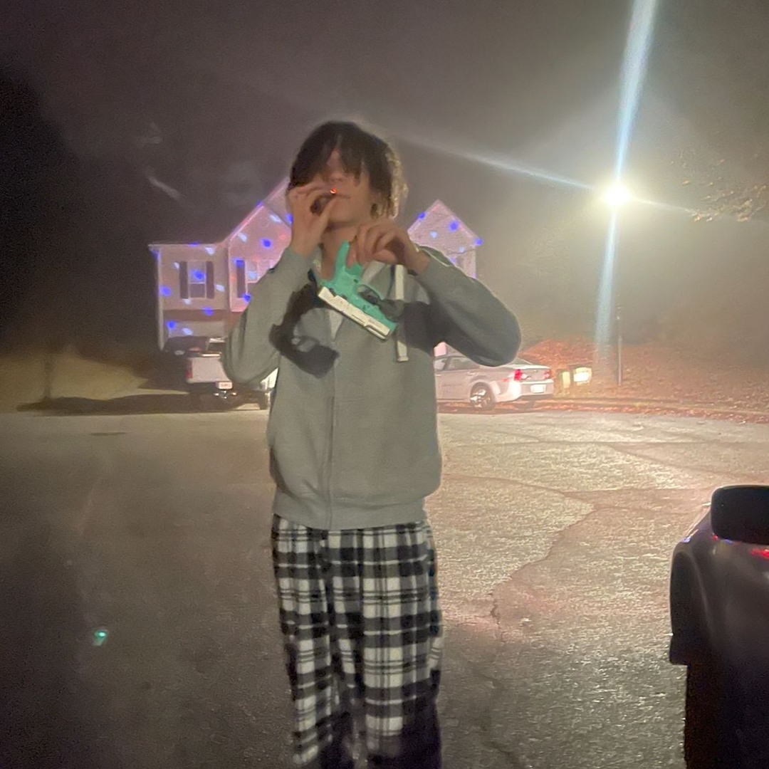 Stream who is that? prod. Ineverloveyou by ogborutoarchive | Listen ...