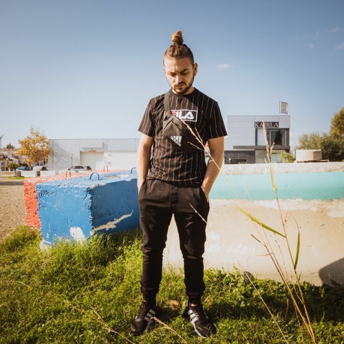 Stream MANUSKRITO - LA VIDA by Manuskrito MNK Official | Listen online ...