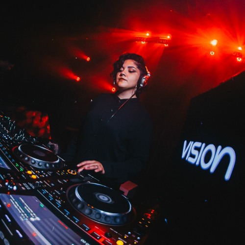 Stream Flor Parra - Vision w/ Chicola by Flor Parra | Listen online for ...
