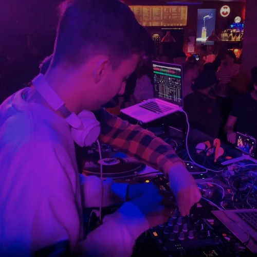 Stream Mix Untitled by Unknown Boy | Listen online for free on SoundCloud