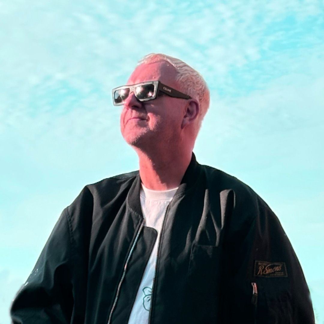 Stream Tronik Youth JUNE 2025 by Tronik Youth | Listen online for free ...