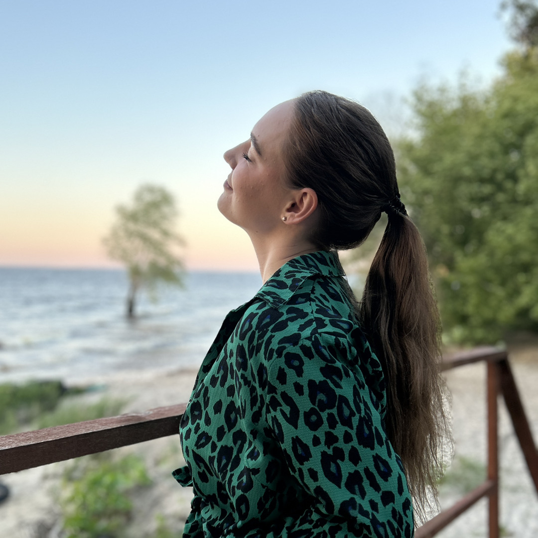 Stream MELOVIN & ISKRA – обиратиму себе by Diana Oseiko | Listen online for free on SoundCloud