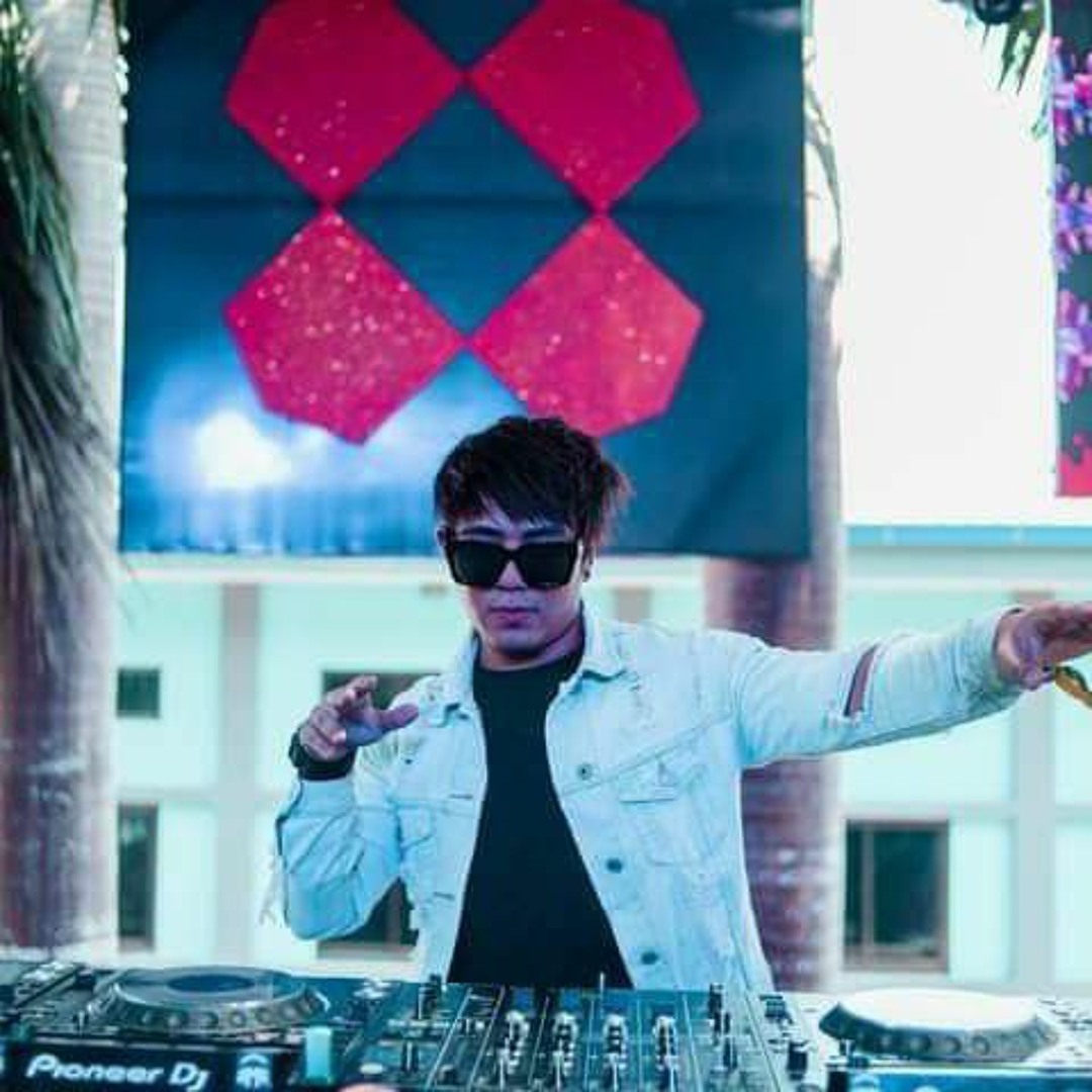 Stream DJ JIMMY (SHINBAYINLAY)===HERO=== MASHUP by hERO WaiYaN | Listen ...