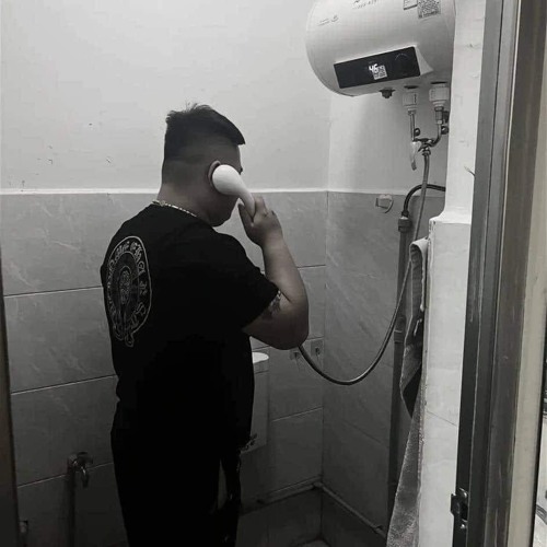 Stream Tyler Hoang | Listen to Những lời hứa vu vơ playlist online for ...