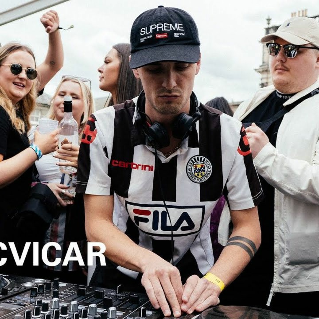 Stream Ewan McVicar @ Boiler Room X FLY Open Air 2022 by Roman Reznikov ...