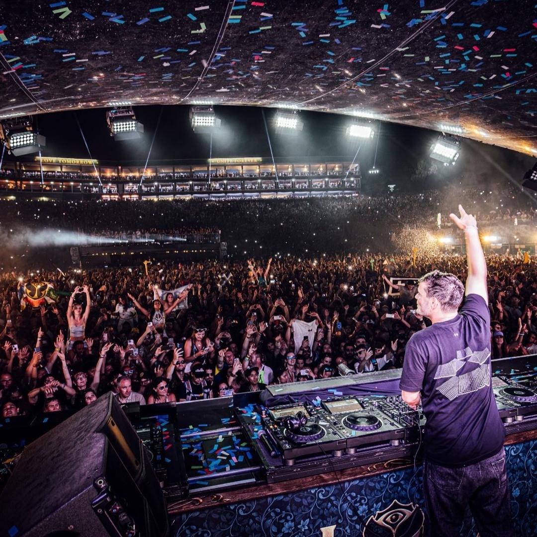 Listen to MARTIN GARRIX LIVE @ TOMORROWLAND 2025 W1 by Joey Garrix in ...