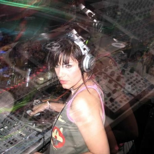 Stream Anna Maria X - Live @ Space Ride Radioshow 28.03.2005 by rave_on ...