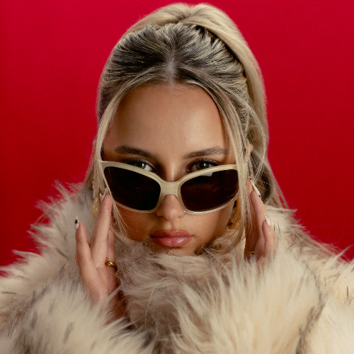 Stream Interview with BBC Introducing Kent by Erin Bloomer | Listen ...