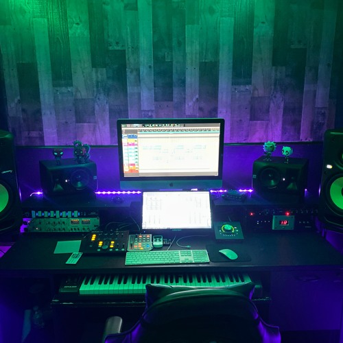 Stream Kriiispy - Miami ( Recorded x Mixed X Mastering @XponentStudios ...