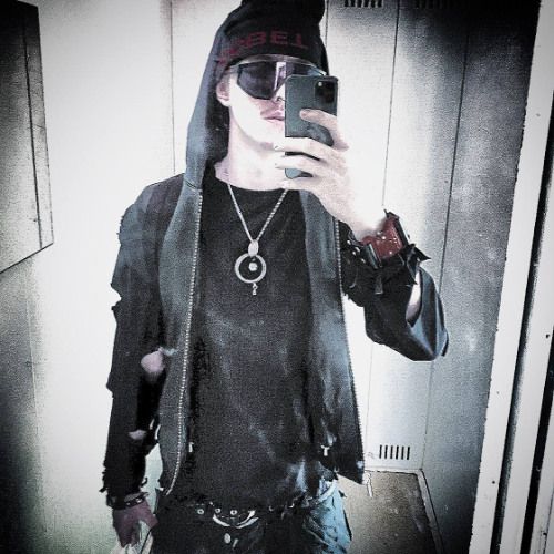 Stream Dark Plugg x Rage x Glitch Trap type beat - "trapoholic" by ...