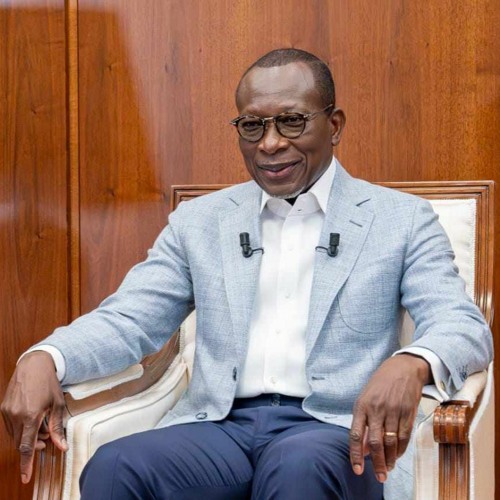 Stream Entretien exclusif du Président Patrice TALON avec la presse ...