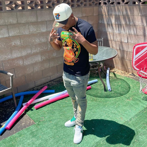 Stream Pay Da Bail {prod. Vino} by HASHTAG MULA | Listen online for ...