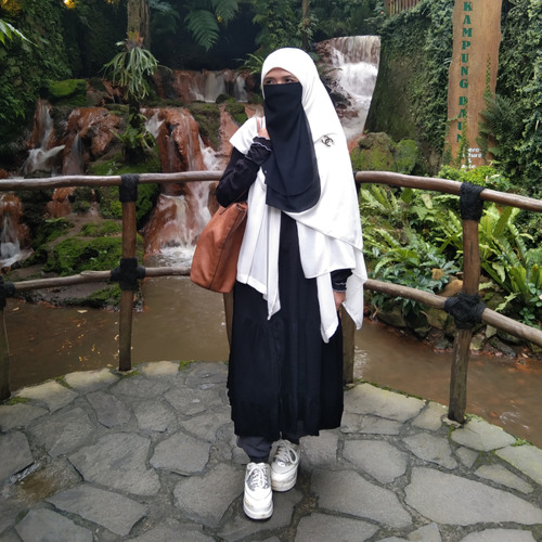 Stream Bukti Cinta Kepada Alloh (Remastered 2023) by Hana Eliana ... Stream Bukti Cinta Kepada Alloh (Remastered 2023) by Hana Eliana ...