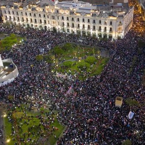 Stream Entrevista A Valeria Fuertes: El papel de las redes sociales en ...
