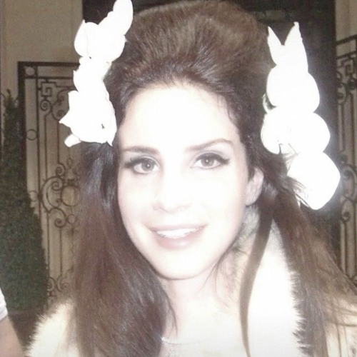 Stream Wayamaya - Lana Del Rey by gaby 🦢ིྀ | Listen online for free on ...