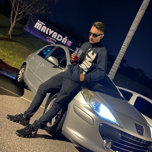 Listen to playlists featuring SEQUENCIA DO BLOCO DAS PIRANHAS (DJ BN22 ...