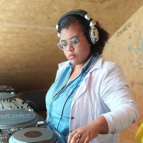 Stream Brazook (Call Romy Takeover) - 02.02.22 by Na Manteiga Radio ...