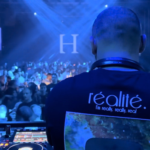 Stream a 4Hrs Extended Set at Hide Doha by Gee-D | Listen online for ...