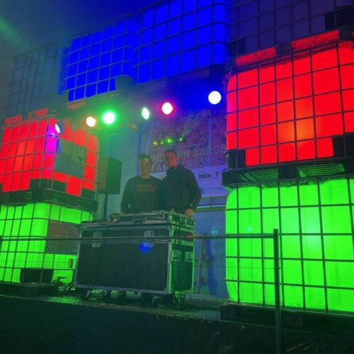 Stream bambi & beertje show 5.0 by dj poppels geweld | Listen online ...