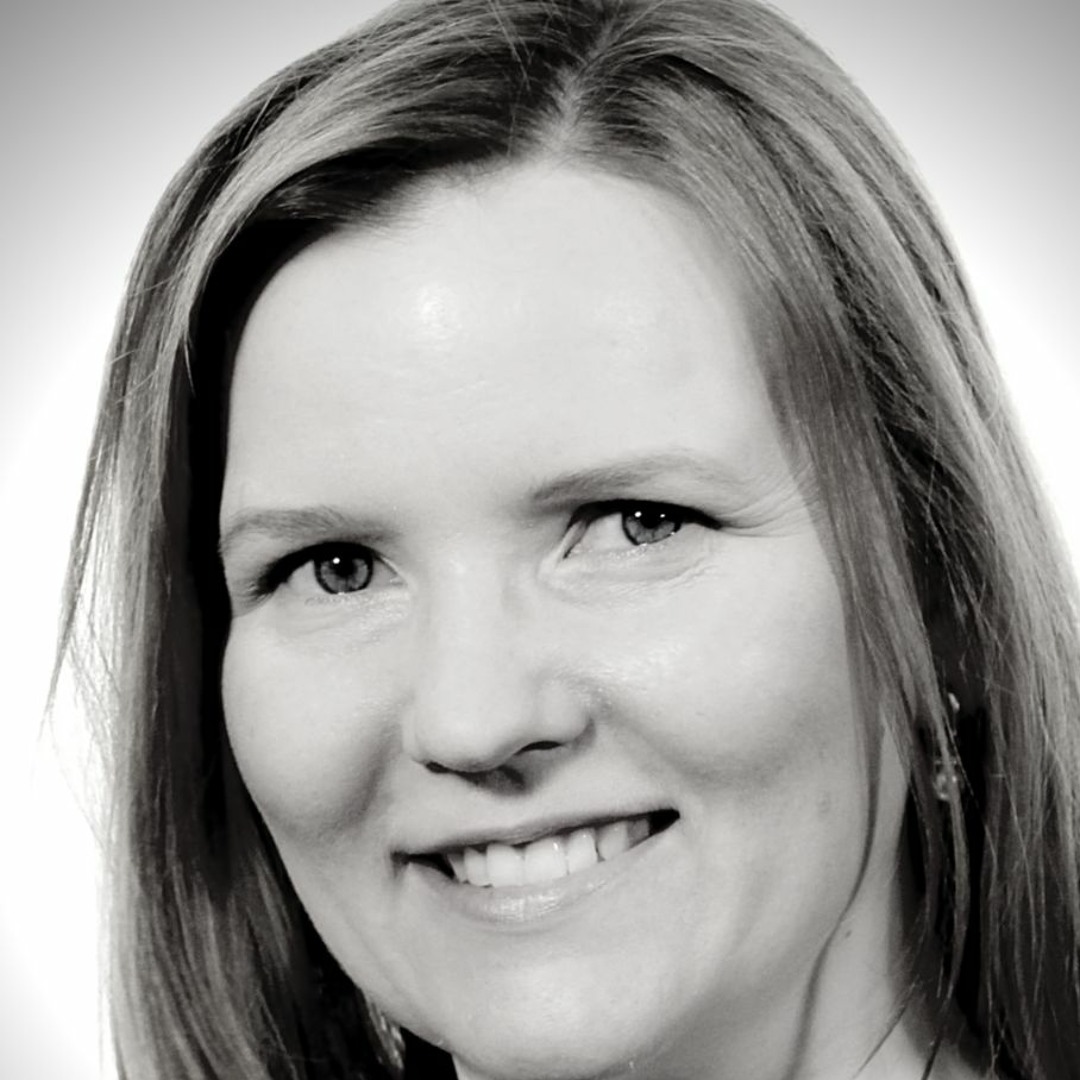 Stream episode Hacking Her Heart. Pacemaker Safety. Dr. Marie Moe ...