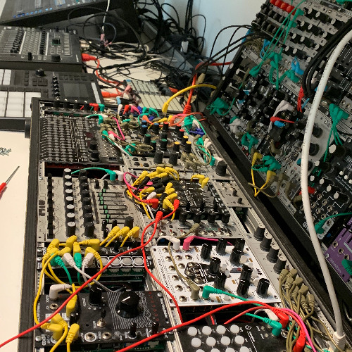 Stream QU-ST091 23 Maschine + Modular 10 by Toku Collector | Listen ...