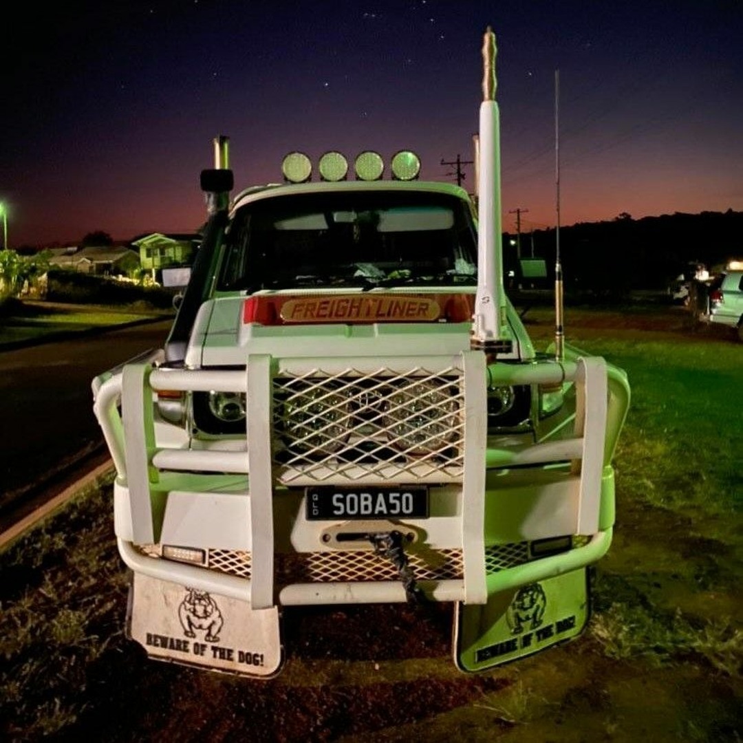 Stream Mickey Pee x Awa Pit - Mangi Bukawa'c by Caleb Ober | Listen ...