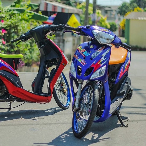 Stream DBDG - Mio Classic (ดิจิตอล แว๊น) by MNASHI | Listen online for ...