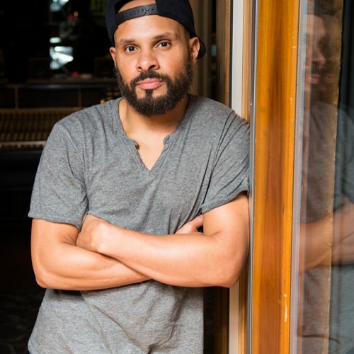 Stream Moon light by Okai Musik | Listen online for free on SoundCloud