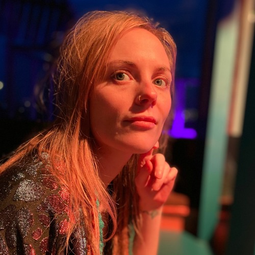 Stream Špaceflowřs 9 - 'Hello Summer' by Ninsa | Listen online for free ...