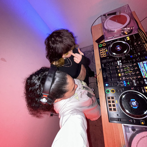 Stream THE MARU SHOW - MIAMI COMMUNITY RADIO (11/20/23) by MARTE ...