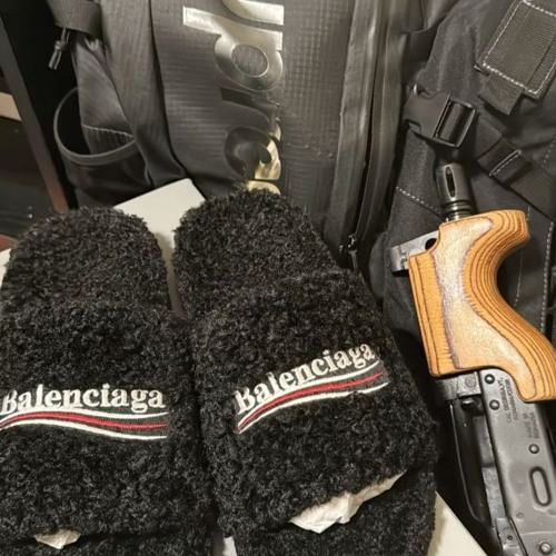 Stream clips w grotesque myr3n bvrberry by glockies | Listen online for ...