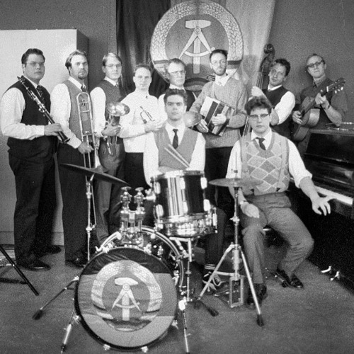 Stream Kosmoskost - IFA Wartburg by yoteseph | Listen online for free ...