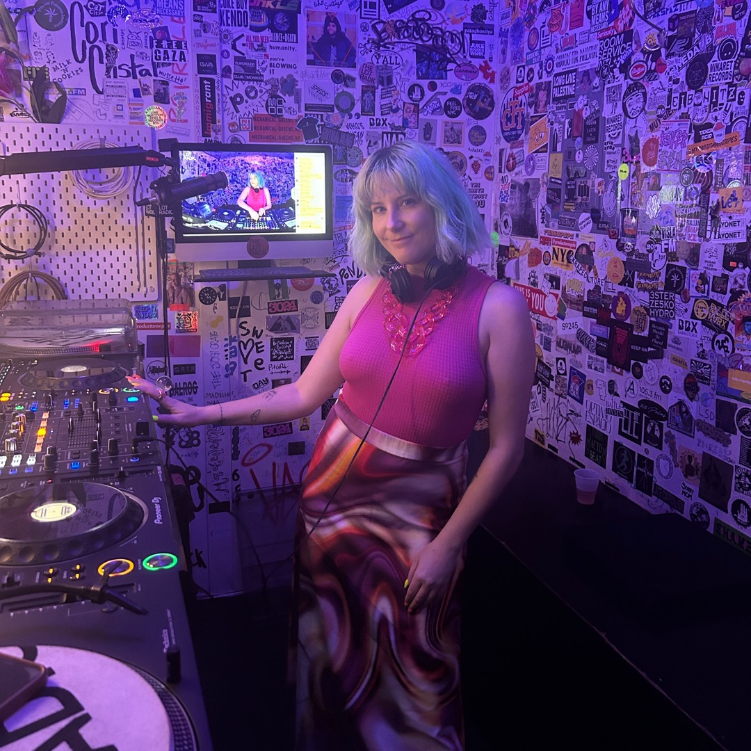 Stream Heat Wave Special with Heidy P. @ The Lot Radio 06-18-2024 by ...