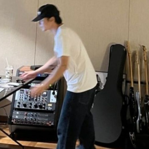 Stream Daniel Kim - Bon Voyage (ost lost in starlight netflix) (back ...